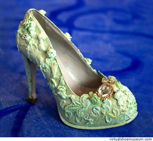 Cream heels - virtualshoemuseum.com