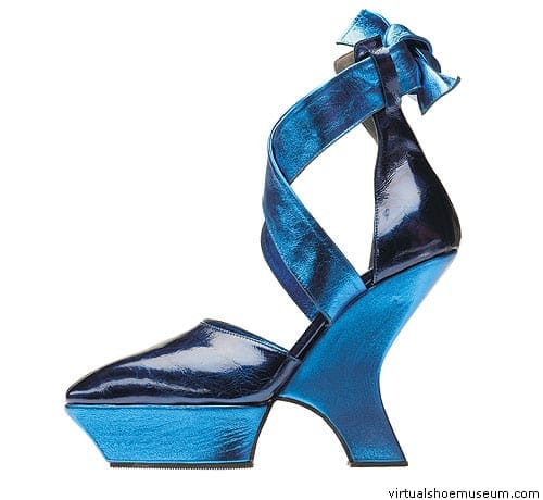 Stir my blue blood - virtualshoemuseum.com