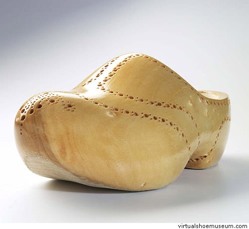 Sundays Clogs. 2004 - virtualshoemuseum.com