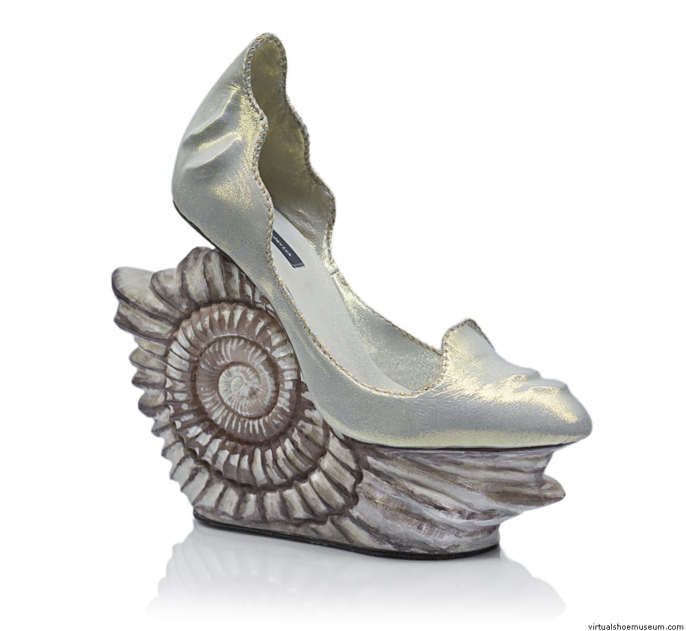Fossil - virtualshoemuseum.com