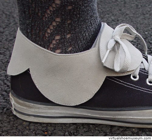 Shoe chique collar - virtualshoemuseum.com