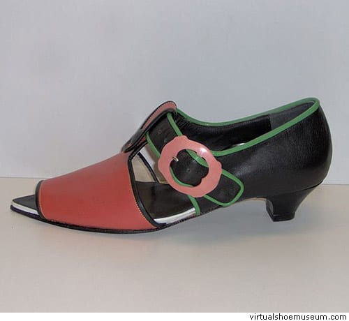 Arab pump - virtualshoemuseum.com