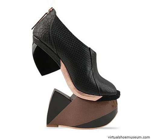 Project 2 - virtualshoemuseum.com