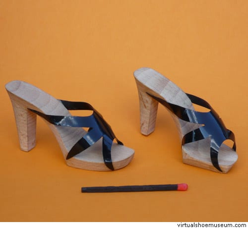 Wood - black - virtualshoemuseum.com