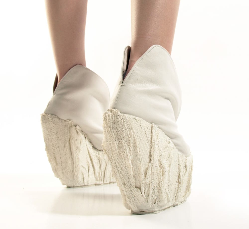 Porcelain shoes - virtualshoemuseum.com