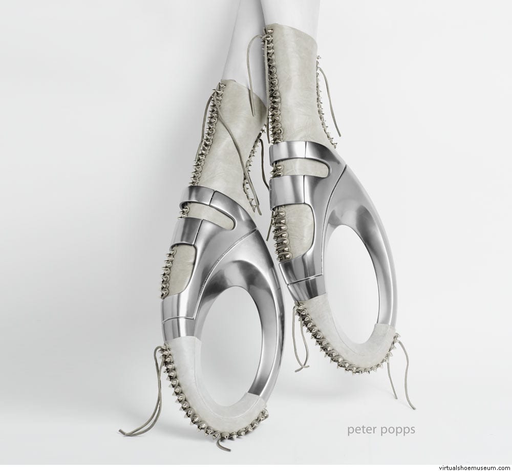 LACE-UP CiRCLE - virtualshoemuseum.com