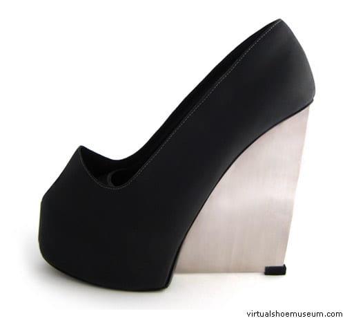 Black - virtualshoemuseum.com