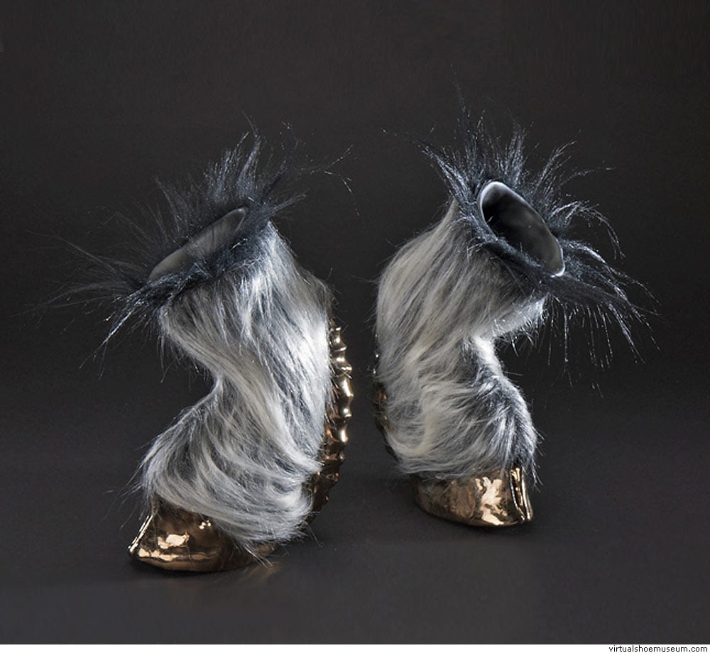 Hoof Heels Winter - virtualshoemuseum.com