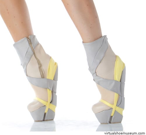 Balance - virtualshoemuseum.com