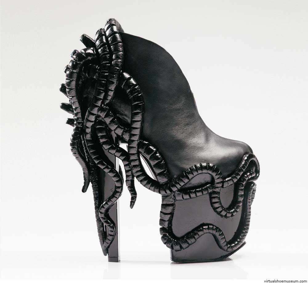 Black ink - virtualshoemuseum.com