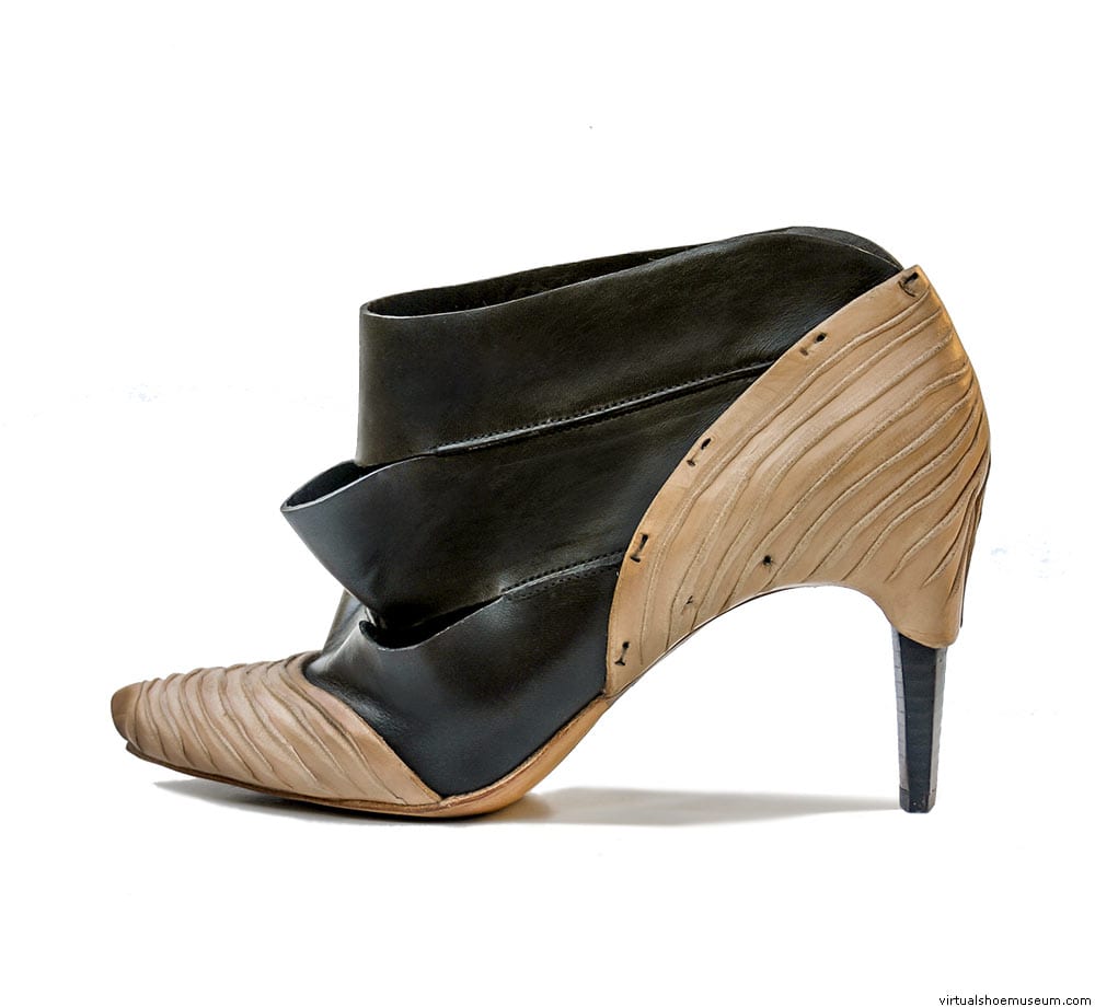 Roll shoe - virtualshoemuseum.com