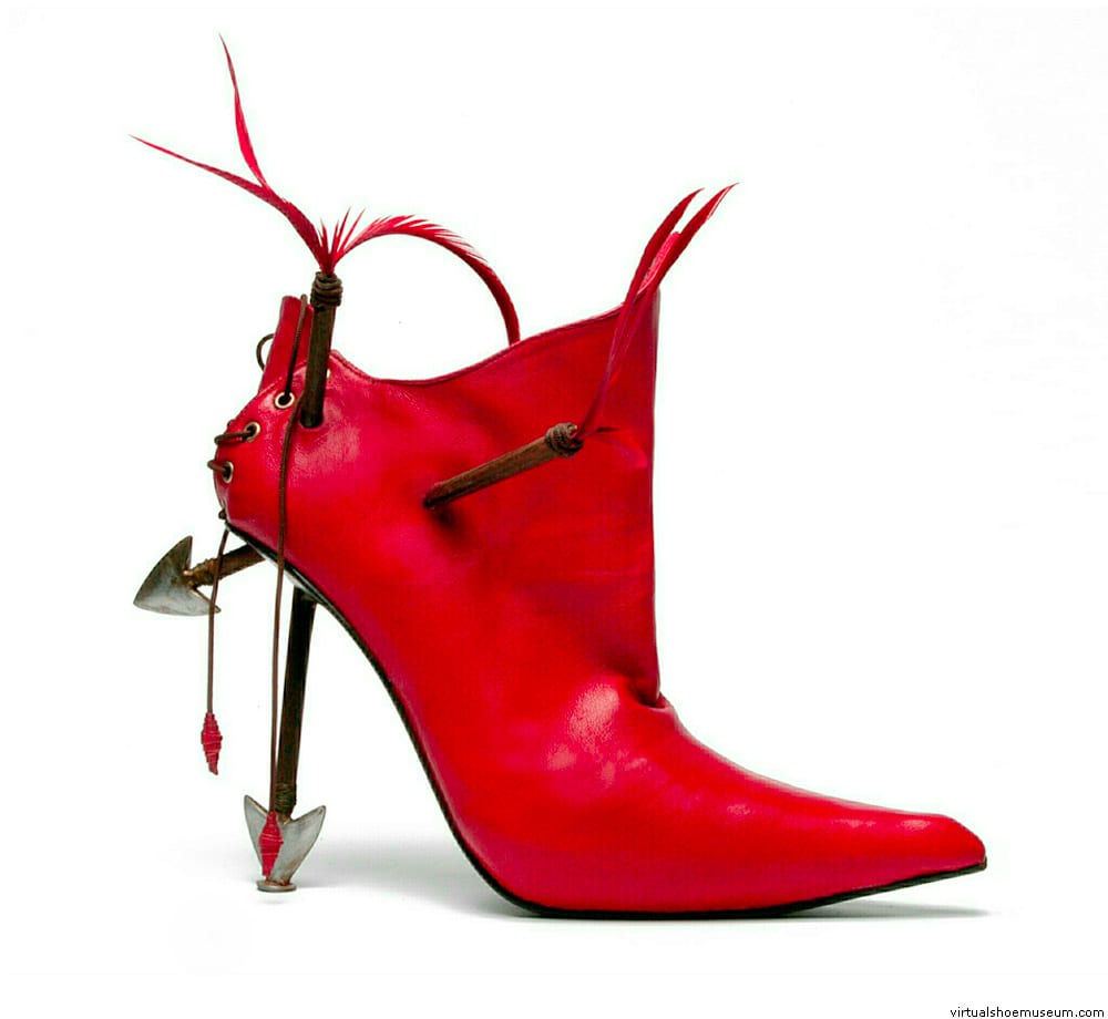 Arrow boot - virtualshoemuseum.com