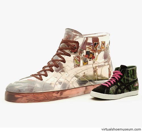 Big shoes (hana fuda) - virtualshoemuseum.com