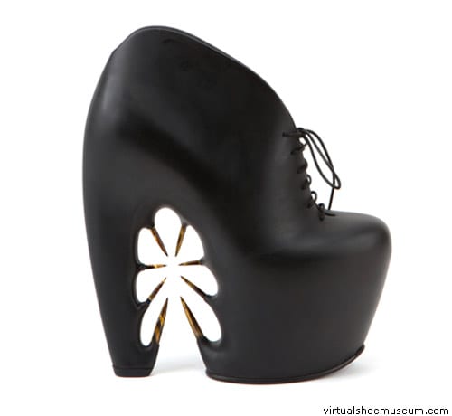 Thorn - virtualshoemuseum.com